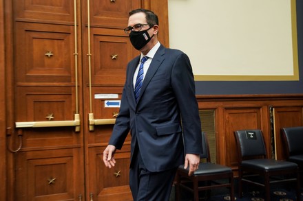 imágenes de US House Committee on Financial Services hearing "Oversight ...
