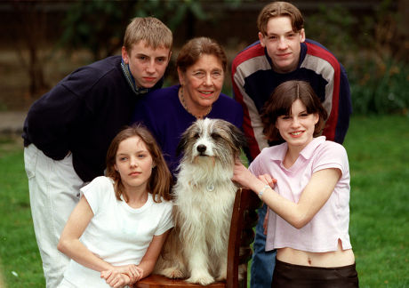 件の「New Television Production Enid Blyton Famous」のエディトリアル写真素材 ‐ 画像素材 ...