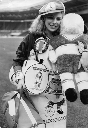 Roberta Moore 17 Daughter Bobby Moore Editorial Stock Photo - Stock ...