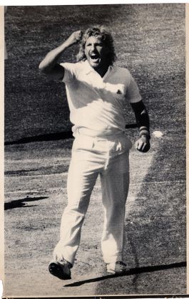 Cricketers Allan Lamb Stayed 21 Overs Editorial Stock Photo - Stock ...