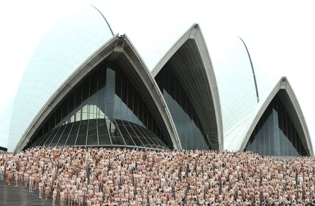 Spencer Tunick Gives Instructions Members Public Editorial Stock Photo ...