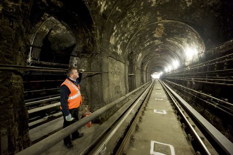 The Thames Tunnel, London's oldest underwater Tunnel, Rotherhithe ...