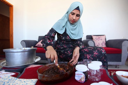 Palestinian Girl Hind Almazyed 22 Makes Editorial Stock Photo - Stock ...