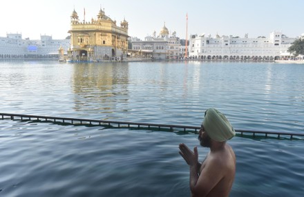 Sikh Devotee Takes Dip Holy Sarovar Editorial Stock Photo - Stock Image ...
