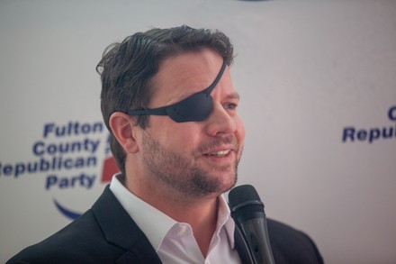 13 Dan crenshaw eyepatch Stock Pictures, Editorial Images and Stock ...