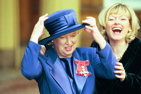 June Whitfields Daughter Suzy Aitchison Sees Editorial Stock Photo ...