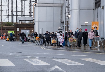 Shoppers Form Long Queues Enter Supermarket Editorial Stock Photo ...