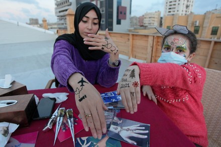 59 Palestinian tattoo artist Stock Pictures, Editorial Images and Stock ...