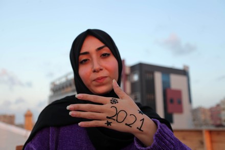 59 Palestinian tattoo artist Stock Pictures, Editorial Images and Stock ...