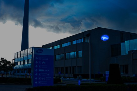 The Pfizer Company, Puurs, Brussels, Belgium - 25 Dec 2020 Stock ...