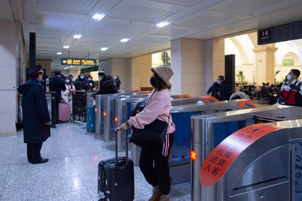 Passengers Goes Through Automatic Ticketchecking System Editorial Stock ...