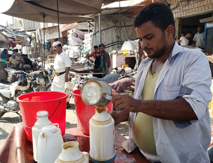 Yemeni Makes Serves Tea Outdoor Cafe Editorial Stock Photo - Stock ...