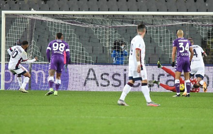 Fiorentinas Goalkeeper Bartlomiej Dragowski R Bottom Editorial Stock ...
