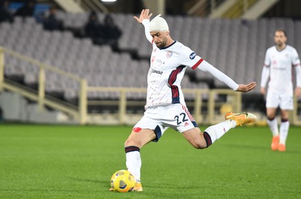Fiorentinas Forward Dusan Vlahovic C Bottom Editorial Stock Photo ...