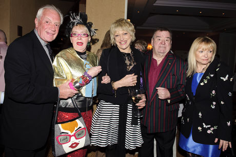 __COUNT__ imágenes de Tribute Lunch held in honour Jimmy Perry and ...