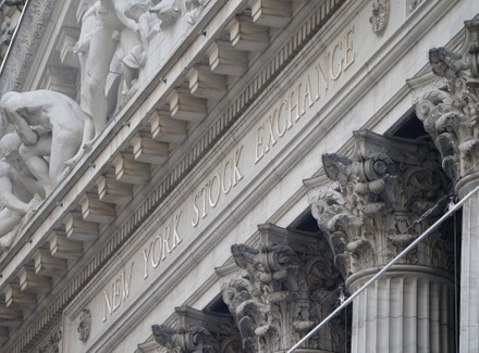 250 Nyse sign Stock Pictures, Editorial Images and Stock Photos ...