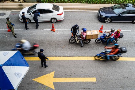 Police Officers Soldiers Seen Check Point Editorial Stock Photo - Stock ...