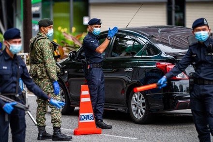 Police Officers Soldiers Seen Check Point Editorial Stock Photo - Stock ...