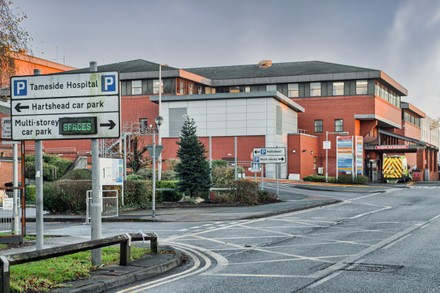 Tameside Hospital, Manchester, UK - 05 Dec 2020 Stock Pictures ...