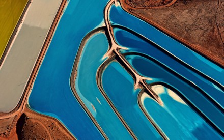 Electric Blue Pools Potash Near Moab Editorial Stock Photo - Stock ...
