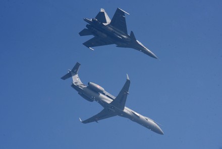 Embraer Jet Mounted Drdo Netra Airborne Redaktionelles Stockfoto ...