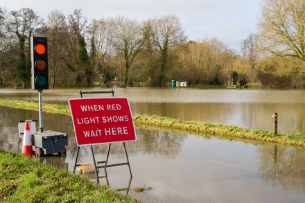 Flood Alert Place Cookham River Thames Editorial Stock Photo - Stock ...
