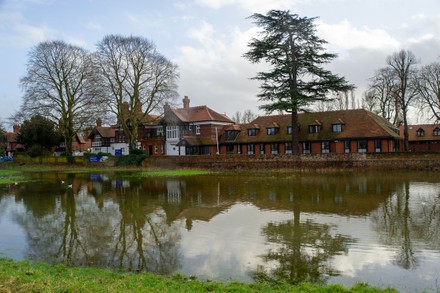 Flooding Outside Chartered Institute Marketing Cookham Editorial Stock ...
