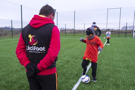 500 Footballers discipline Stock Pictures, Editorial Images and Stock ...