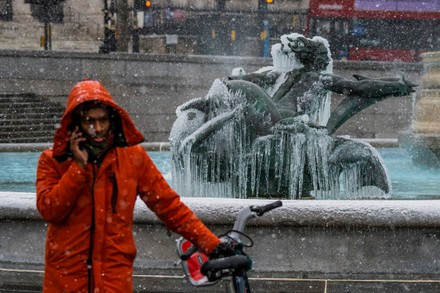 33 Freezing statues Stock Pictures, Editorial Images and Stock Photos ...