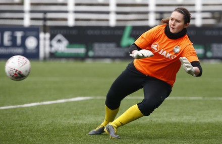 Sarah Quantrill London Bees During Prematch Editorial Stock Photo ...
