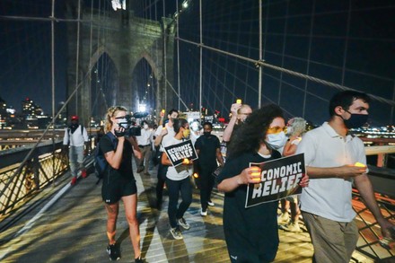 imágenes de 'March For The Dead' Against U.S. Government Coronavirus ...