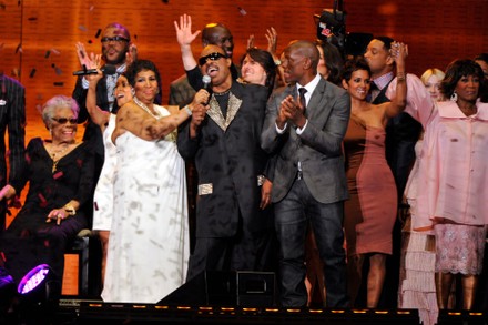 Oprah Winfrey Guests During Surprise Oprah Editorial Stock Photo ...