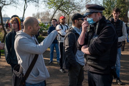 __COUNT__ imágenes de Stand Up X Demonstration, Fulham, London, UK - 27 ...
