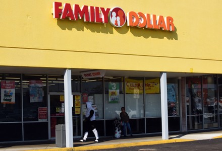 29 Dollar tree sign Stock Pictures, Editorial Images and Stock Photos ...