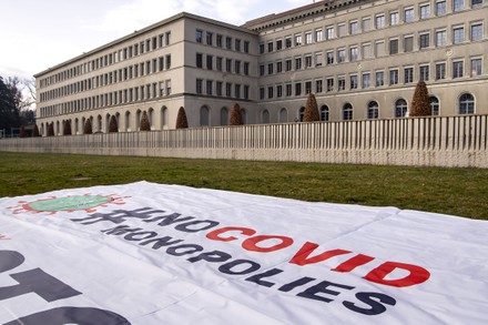 Medecins Sans Frontieres campaign at World Trade Organization, Geneva ...