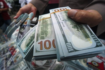 250 Counterfeit banknotes Stock Pictures, Editorial Images and Stock ...