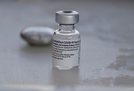 Pfizer Biontech Vaccine Against Covid19 Vaccination Editorial Stock ...