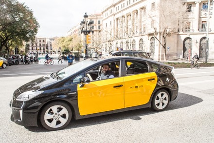 Taxi drivers against the return of Uber in Barcelona, Spain - 18 Mar ...