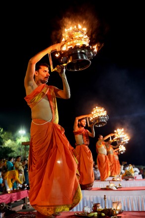 Hindu Priests Perform Narmada Aarti Worship Editorial Stock Photo ...