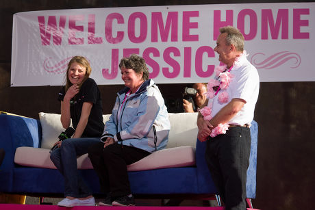 Jessica Watson Her Parents Julie Roger Editorial Stock Photo - Stock ...