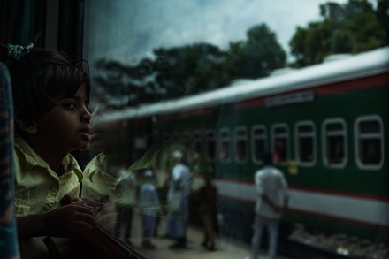 Maitree Express Train Runs Between Bangladeshi Editorial Stock Photo ...