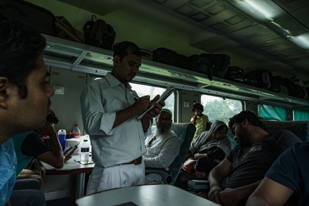 Maitree Express Train Runs Between Bangladeshi Editorial Stock Photo ...