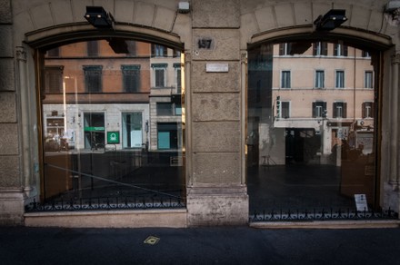 Economic Crisis Of Trade In Rome, Italy - 30 Mar 2021 Stock Pictures ...