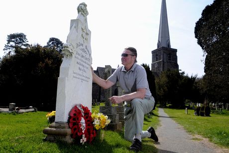 Sas Veteran Pete Winner Grave Private Editorial Stock Photo - Stock ...