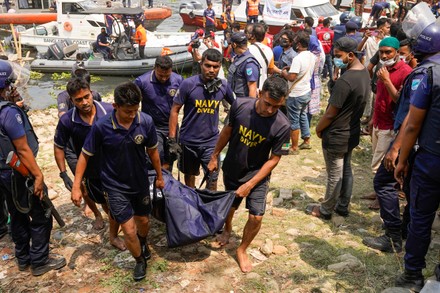 Divers Carry Dead Body After Recovering Editorial Stock Photo - Stock ...