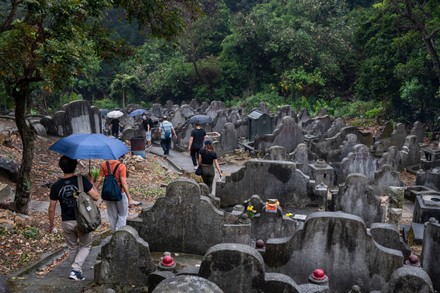 Ching Ming Festival in Hong Kong, China - 4 Apr 2021 Stock Pictures ...