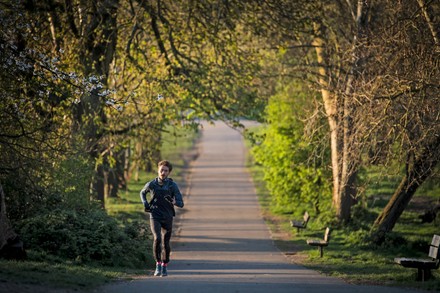 London Spring Weather, London, UK - 11 Apr 2021 Stock Pictures ...