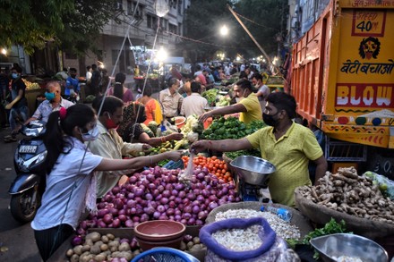 People Shopping Vegetables Groceries Hours Before Editorial Stock Photo ...
