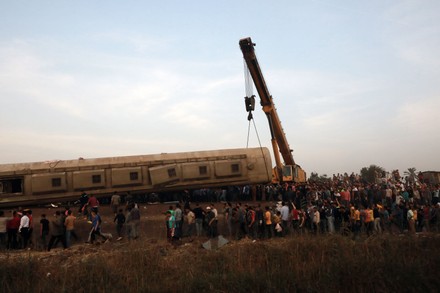 Crane Lifts Damaged Carriage Passenger Train Editorial Stock Photo ...