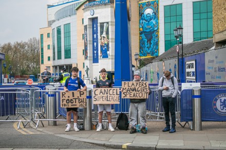 Chelsea fans protest against European Super League - 20 Apr 2021 Stock ...